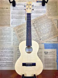 Brunswick BU5T Tenor Ukulele Blonde Maple Top, Back and Sides